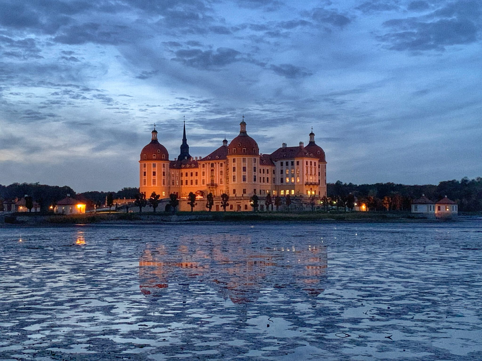 Schloss Moritzburg - Drehort von Aschenbrödel - Tripp Tipp